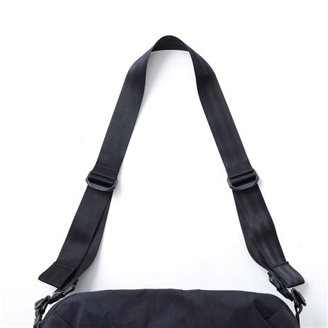 Chrome（クローム） パック ショルダー 12l Chrome Pac Shoulder 12l Matte Black バッグ スリング