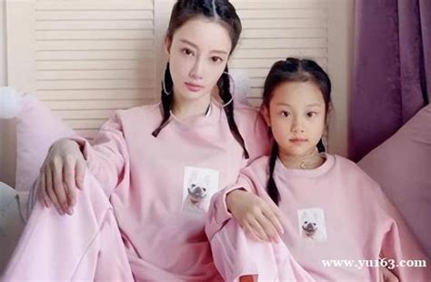 李小璐想让甜馨进娱乐圈 被爆用冷暴力逼甜馨练舞 网友：太悲哀了 娱163网