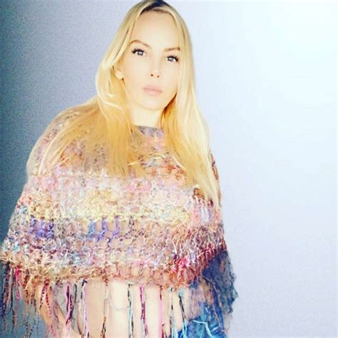 Соня Васи си подари нов нос за 8 март