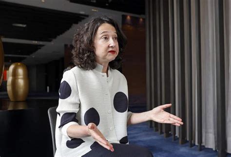 Muriel Barbery La Belleza Es Lo único Accesible A Todo El Mundo Y Es