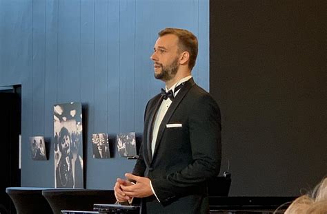 Pilnīgi No Nulles Edgars Ošleja Komercskolas Audzēknis Kurš Kļuvis Par Operas Solistu Raksts