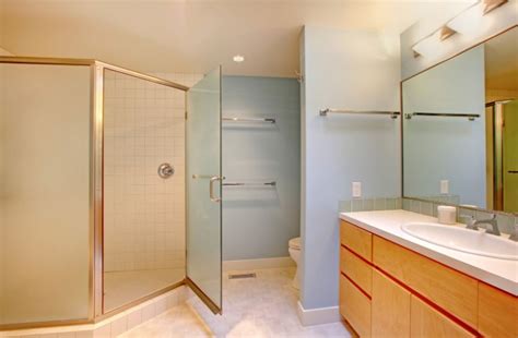 Are Bathroom Frosted Glass Shower Doors Out Of Style