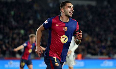 Провідний англійський клуб відмовився від ідеї з підписанням нападника Барселони ᐉ Ua Футбол