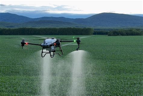 This Indian Drone Can Spray Fertilizer Over 5 000 Acres Of 59 Off