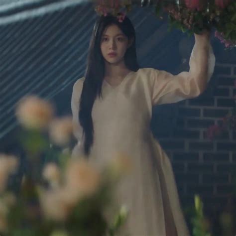 Go Yoon Jung Pls Have Sex Scene For Us Show Us How Much Of A Slut You