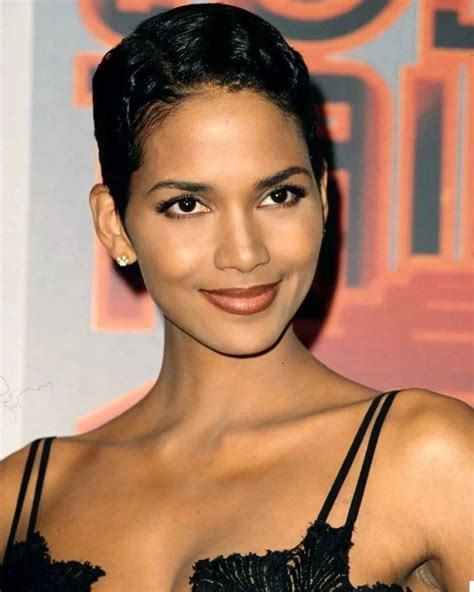 Halleberry Fansclub On Instagram Halle Berry Hairstyles Halle Berry