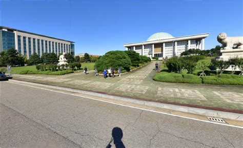 서울 굴삭기 포크레인 작업에 꼭 맞는 효율적인 중장비로 각종 작업을 깔끔하게 완수하세요