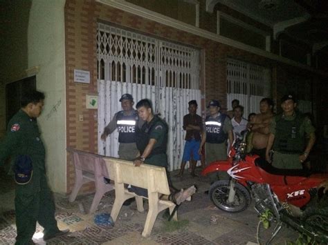 នគរបាលខណ្ឌពោធិ៍សែនជ័យឃាត់ខ្លួនបុរសម្នាក់ករណីរក្សាទុកសារធាតុញៀនខុសច្បាប់ នគរដ្រេហ្គន