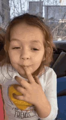 Funny Girl Face Meme S Tenor