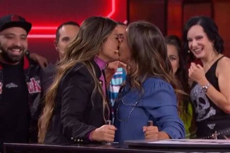 Mariana Echeverría Anuncia Divorcio Con Óscar Jiménez ¿por Culpa Del