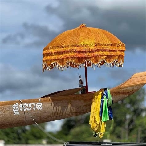 ស្រីម៉ៅ មានសំណាង