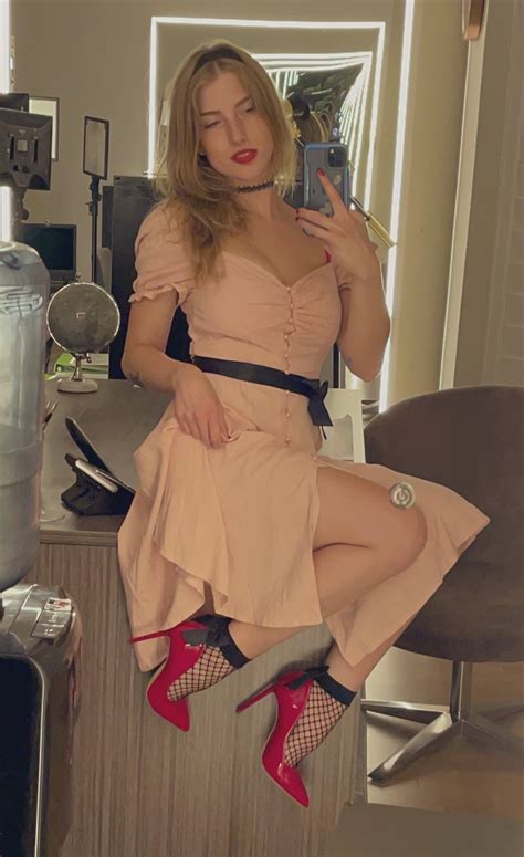 Octavia Red Berry Pics XXX Porn Album