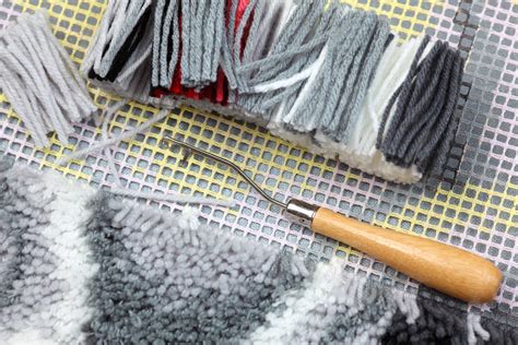 Best Latch Hook Kits Make Your Own Rug At Home 2023