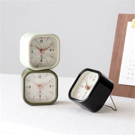 덜튼 스퀘어 알람 시계 3color 감도 깊은 취향 셀렉트샵 29cm