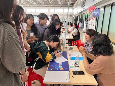 【就业工作】就业筑梦 设计未来 设计学院2023届毕业生就业双向洽谈会 贺州学院设计学院