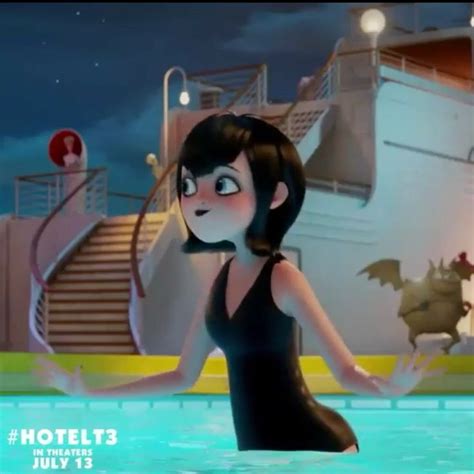 Hotel Transylvania Mavis Swimming