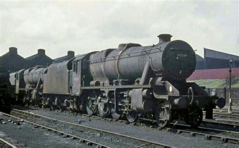 71 Best Lms Class 8f 2 8 0 Images On Pinterest Steam Engine Steam Locomotive And 1950s