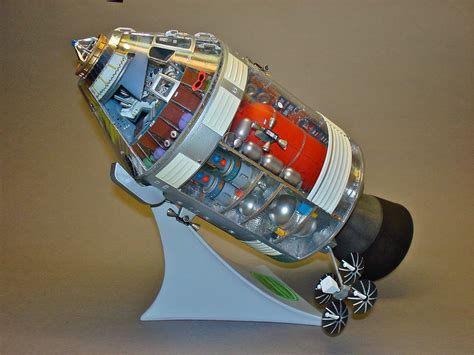 1 32 Monogram Apollo Command Service Module Real Spacecraft