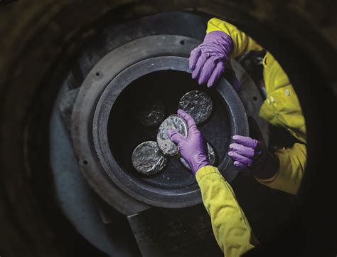 The Manufacturing Issue Los Alamos National Laboratory Ellen Cerreta