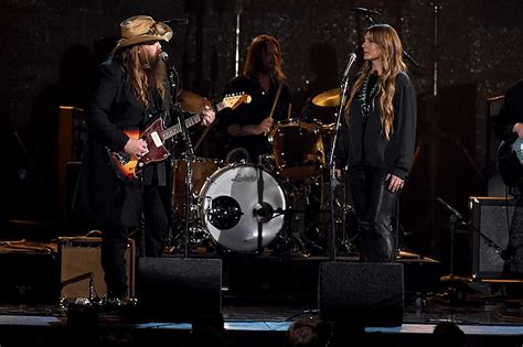 Twins On The Way For Chris Stapleton And Wife Morgane