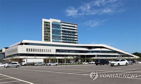 완공 앞둔 정부세종청사 중앙동 연합뉴스