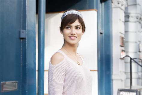 How To Fake Bangs Without Cutting Your Hair Or Using Extensions All Things Hair US