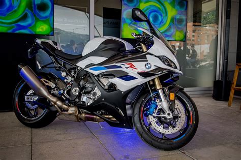 Rider Fest De Bmw Motorrad En El Séptimo Cielo Del Bmw Plaza Sitio
