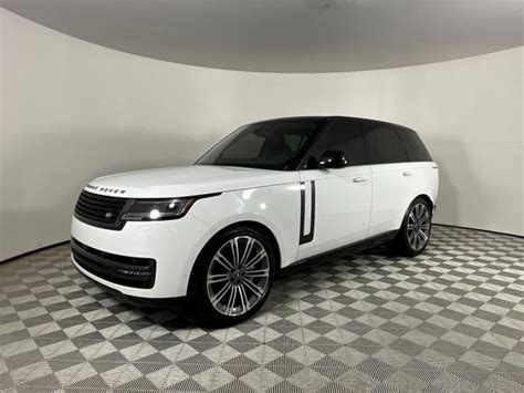 New 2025 Land Rover Range Rover Se Suv In North Miami Nsa323885 Land