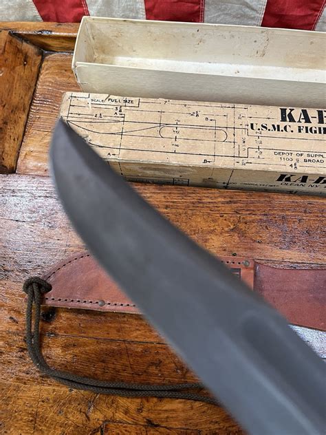Vintage Kabar Fighting Knife In Original Box 4846051842