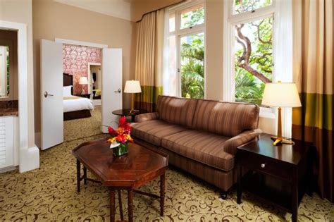 Luxury Waikiki Hotel Rooms Royal Hawaiian Resort