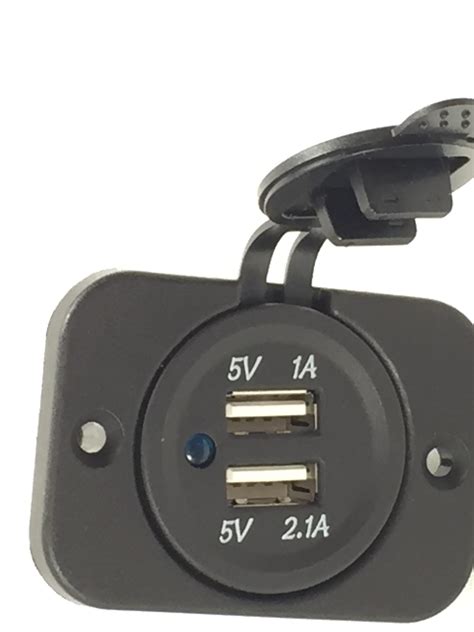 Twin USB Socket X Overlander