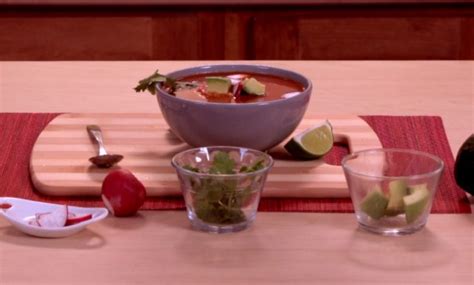 Combate El Frío Con Esta Deliciosa Sopa De Estrellitas A La Mexicana — Entre Campeonas