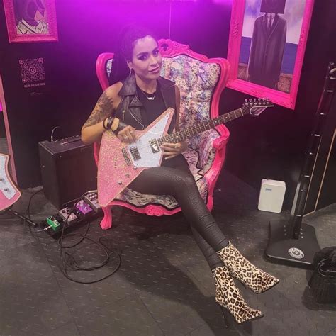 Angie Vertti Official Youtube