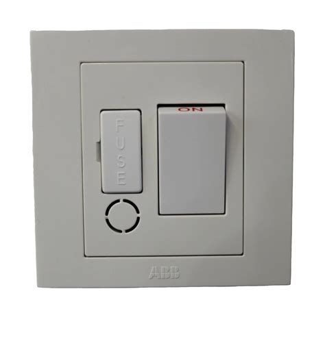 Fused Connection Unit Switched With Flex Outlet