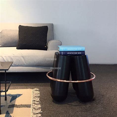 현대 크리 에이 티브 단단한 나무 의자 간단한 침실 가구 북유럽 디자이너 쇼룸 오토만 가정용 현관 신발 변경 의자 Aliexpress