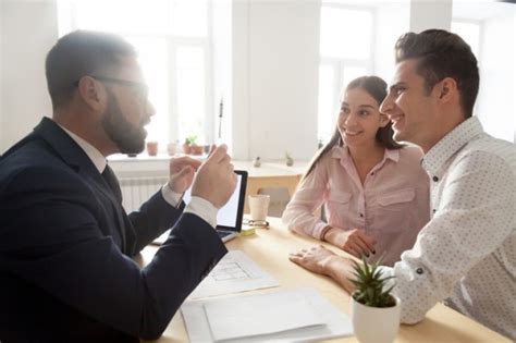 Customer Orientation What It Is And How To Implement It [ Examples]