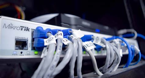 میکروتیک چیست؟ طراحی سایت و سئو