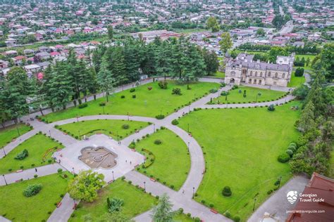 დადიანების სასახლე Georgian Travel Guide