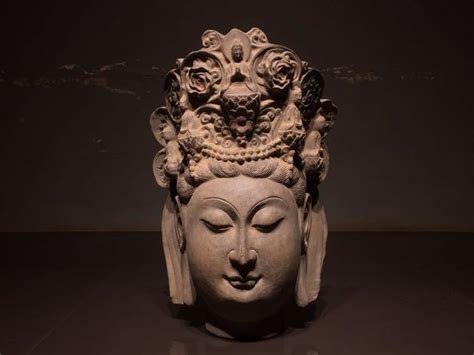 唐韻菩薩佛首造像莊嚴肅穆 每日頭條