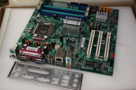 Ibm Thinkcentre E50 41d1793 Socket Lga775 Ddr2 Motherboard L I915f