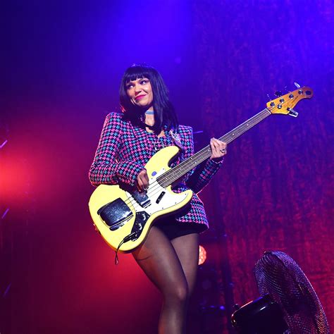 Khruangbin Laura Lee