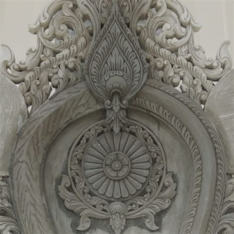 မောင်နိူင် မြန်မာမူ မောင်နိူင် မြန်မာမူ ပန်းတော့