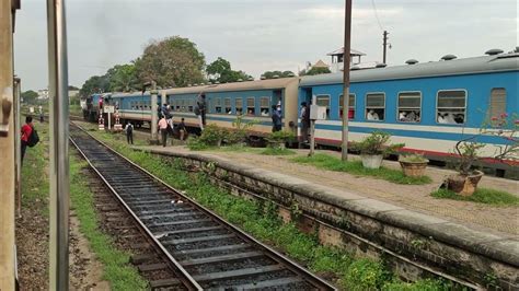 M10a 944 සමග ගල්කිස්ස පොල්ගහවෙල සීග්‍රගාමී දුම්රිය මරදානෙන් පිටත් වීම 2022 11 02 Youtube