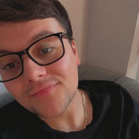 Ryan Jones Ryanratedr • Threads Say More Ryan Jones Ryanratedr • Threads Say More