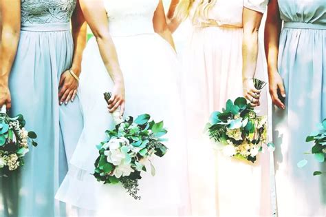 Wedding Guest Slammed For Her Inappropriate Bodycon Dress With Exposed Sides Daily Star