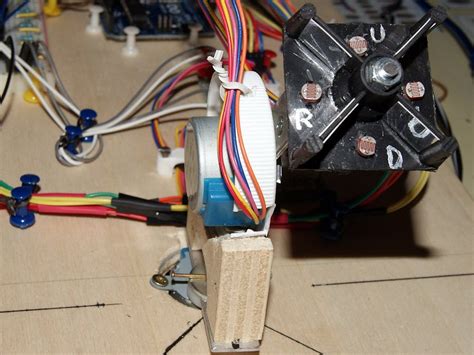 Arduino Controlled Light Tracking 2 Axis Rotating Turret Arduino