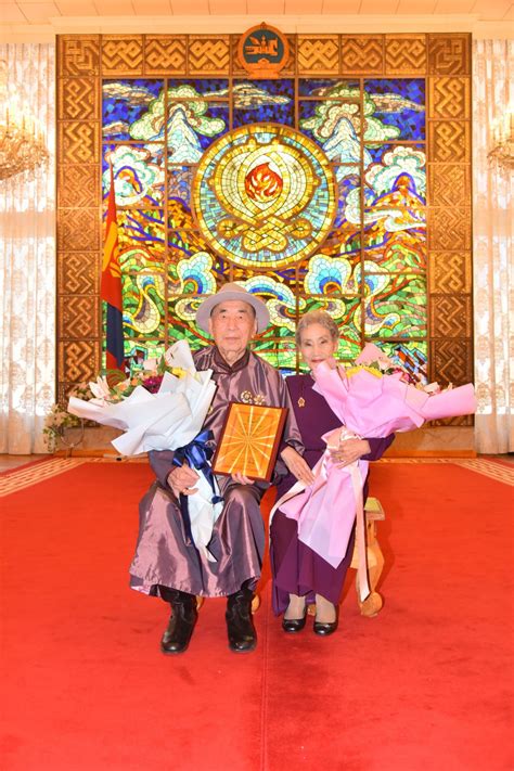 ФОТО 61 жил ханилсан азай буурлууд Очир Эрдэнэ ийн хуримаа хийжээ