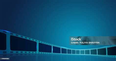 파란색 배경에 필름 스트립 롤 프레임 시네마 벡터 영화제 포스터 배너 또는 전단지 배경 예술 디자인 릴 시네마 필름 스트립 템플릿 영화 시간 및 엔터테인먼트 개념 Eps