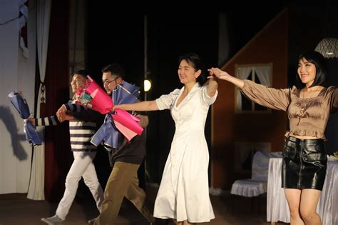 Булган аймгийн Хөгжимт жүжгийн театр найруулагч Н Наранбаатарын нэрэмжит боллоо