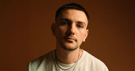 Hulvey Releases Sophomore Album ‘cry Ccm Magazine